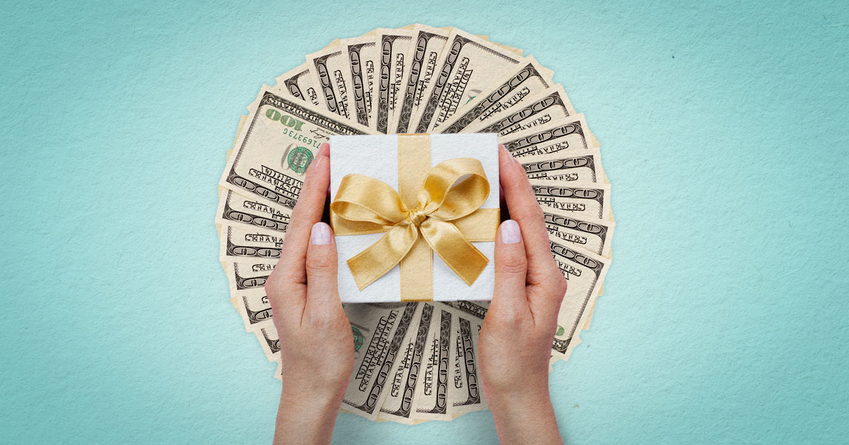 Charitable Giving: Role in a Financial Plan - ComparisonAdviser